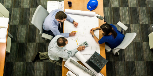 Construction Manager vs. Project Manager: Differences Explained